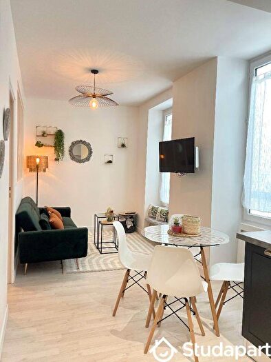 Appartement à louer - Centre Ville, La Rochelle - 2 pièces - 1 chambre