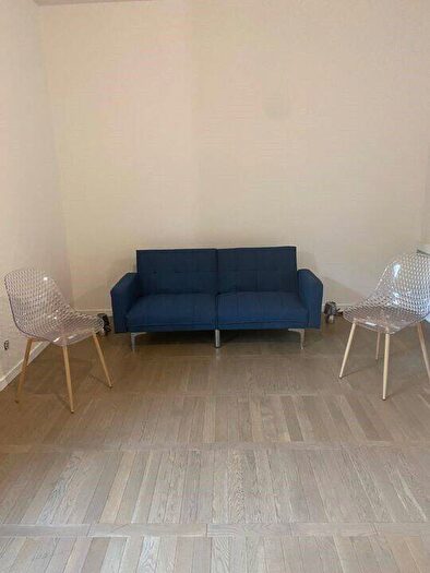 Appartement 1 pièce à louer - Hôtel de Ville, Courbevoie