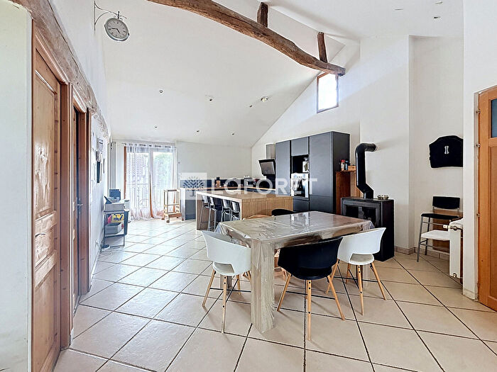 Lescheroux : Maison 7 pièces à vendre