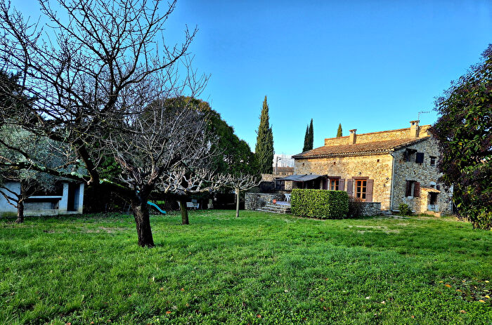 Maison à vendre - Lézan - 7 pièces - 5 chambres