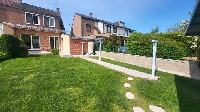 Maison 4 pièces à Pérenchies, à vendre