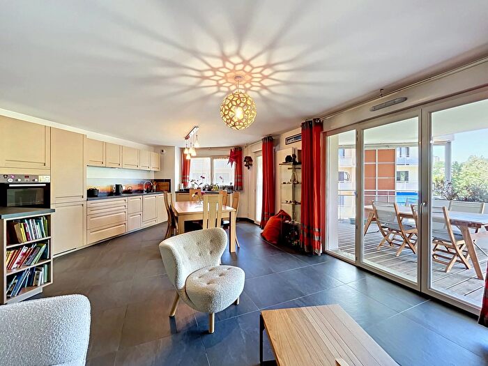 Appartement 4 pièces à Chambéry, Centre-ville, à vendre