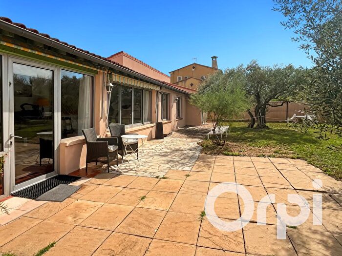 Maison à vendre - Beaucaire, Puech Cabrier, Genestet - 4 pièces - 3 chambres