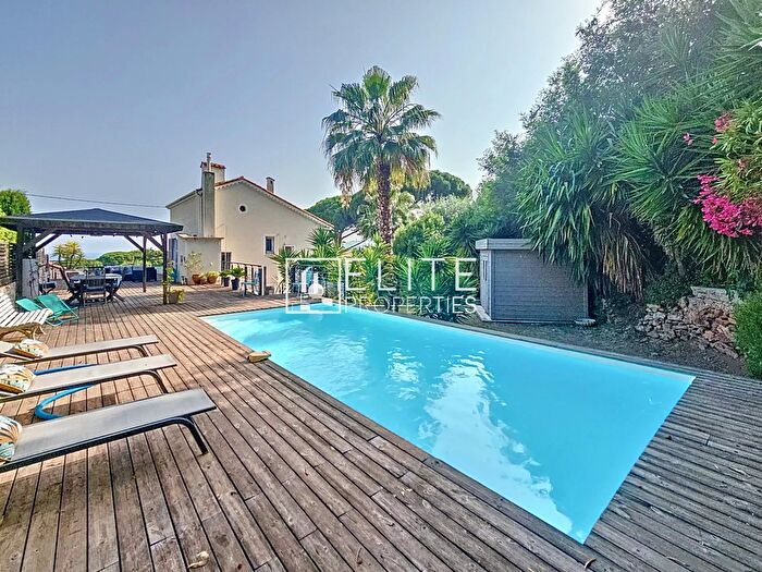 Maison à vendre - Cannes, Bocca Sud - 5 pièces - 4 chambres