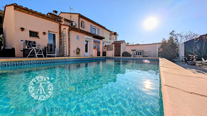 Maison à vendre - Le Boulou - 5 pièces - 3 chambres