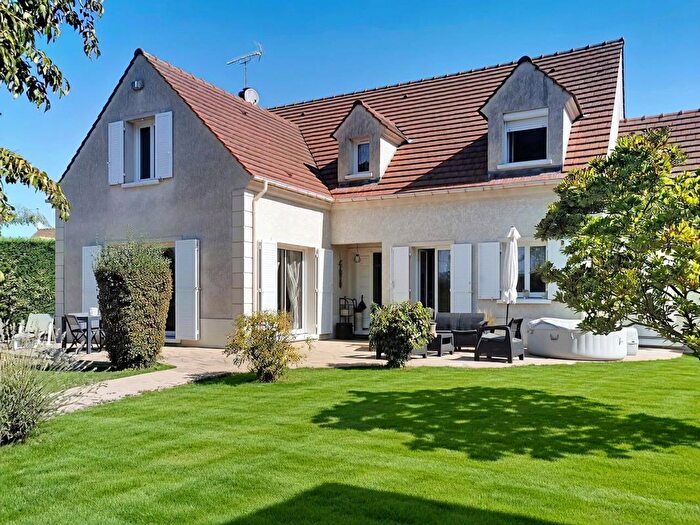 Maison 6 pièces à vendre à Mandres-les-Roses
