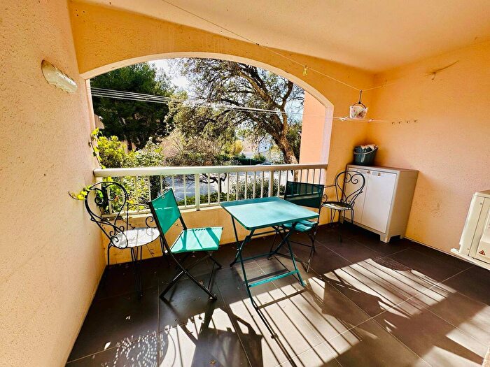 Appartement à louer - Pin Rolland-Maregau, Saint-Mandrier-sur-Mer - 1 pièce