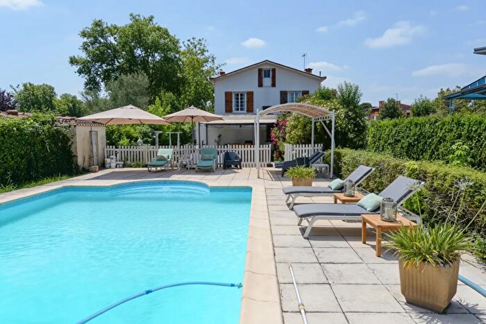 Maison à vendre - Fenouillet - 8 pièces - 4 chambres