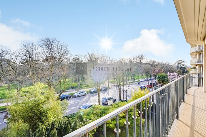 Appartement à vendre - Neuilly-sur-Seine, Charles Laffitte - 5 pièces - 3 chambres