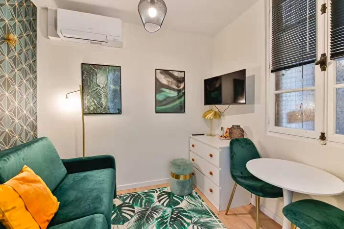 Appartement 1 pièce à Hoche-Friedland, Paris 8ème arrondissement, à louer