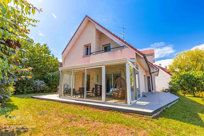 Maison 6 pièces à Fontaine-lès-Dijon, à vendre