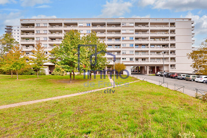 Appartement à vendre - Caluire-et-Cuire, Montessuy - 4 pièces - 2 chambres