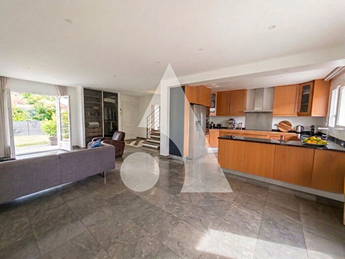 Maison 5 pièces à vendre à Saint-Maur-des-Fossés, Les Mûriers