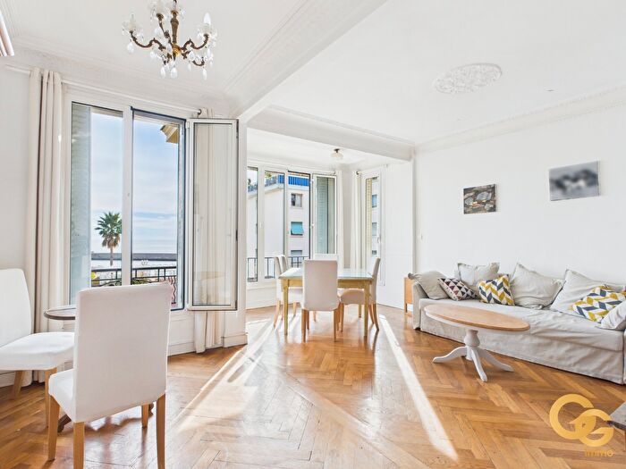 Appartement à vendre - Nice - 3 pièces - 2 chambres