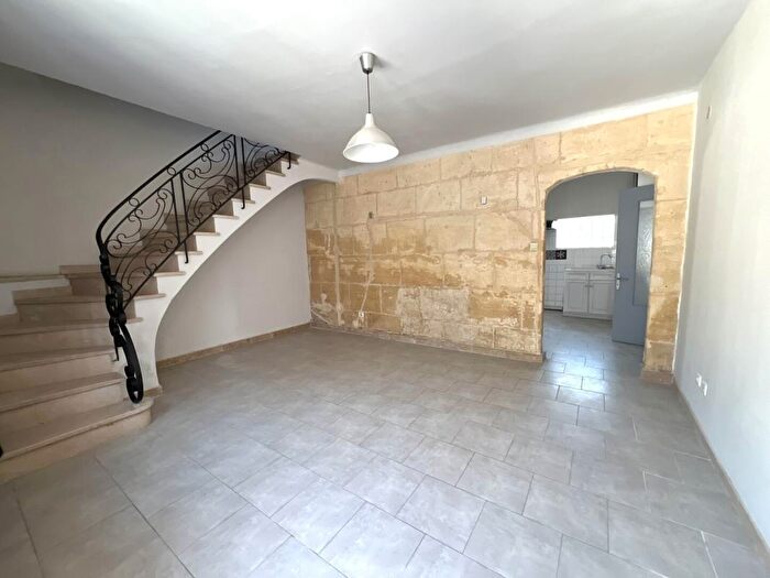 Maison à vendre - Arles, Centre-ville - 3 pièces - 2 chambres