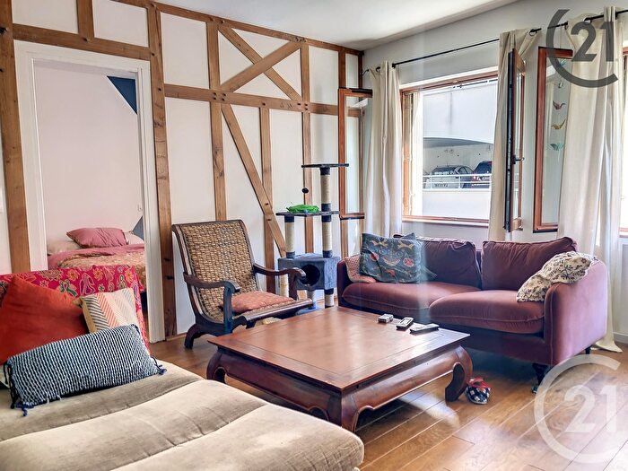 Maisons à vendre et appartements à louer - 3