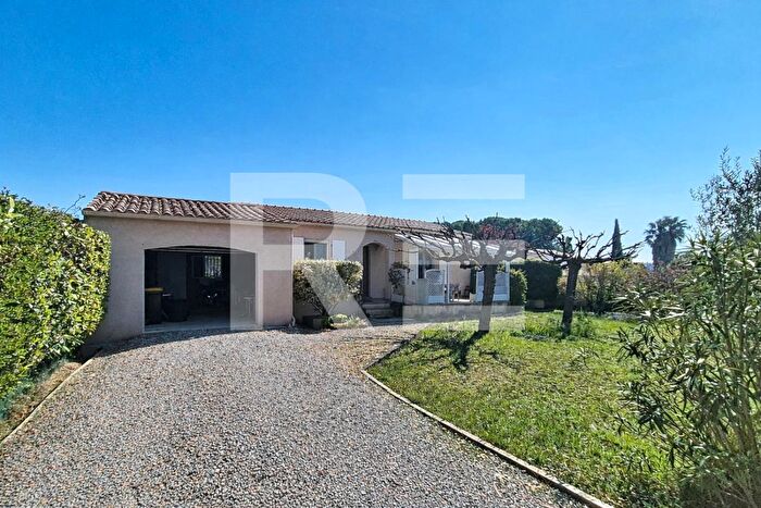 Maison à vendre - Clarensac - 4 pièces - 3 chambres