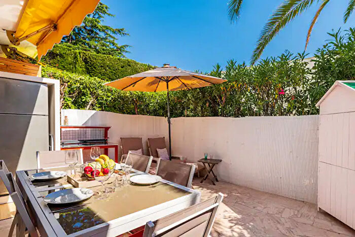 Maisons à vendre et appartements à louer - 1
