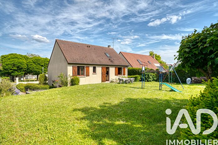 Maison à vendre - Courson-Monteloup - 5 pièces - 4 chambres