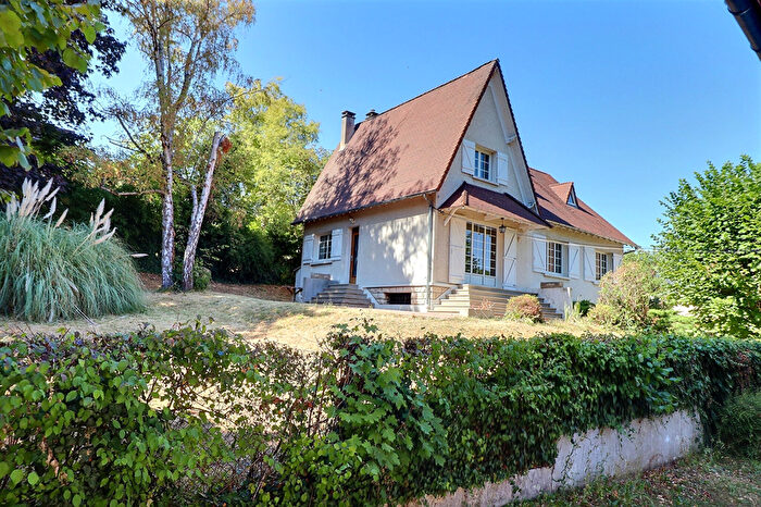 Maison 7 pièces à Mareil-Marly, à louer
