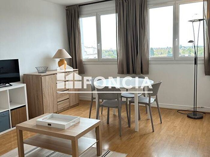 Appartement à louer - Orbelière, Olivet - 1 pièce