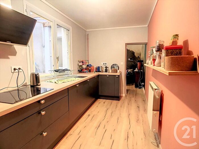 Riom, Centre-ville : Appartement 2 pièces à louer