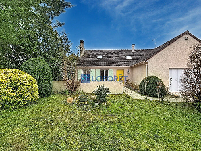 Maison à vendre - Saint-Germain-lès-Corbeil - 8 pièces - 4 chambres