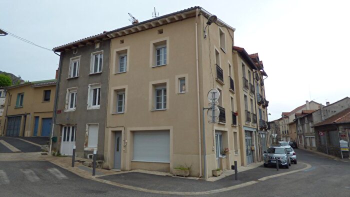 Appartement à louer - Le Monastier-sur-Gazeille - 3 pièces - 2 chambres