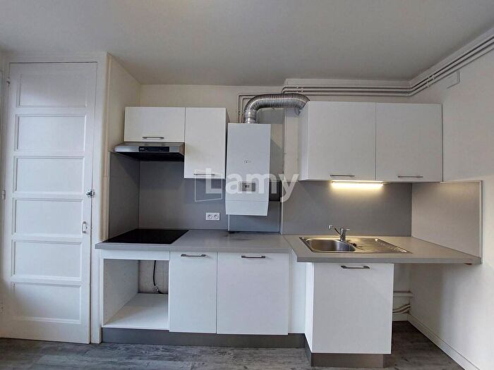 Appartement à louer - Allies-Clos dOr, Grenoble - 3 pièces - 2 chambres