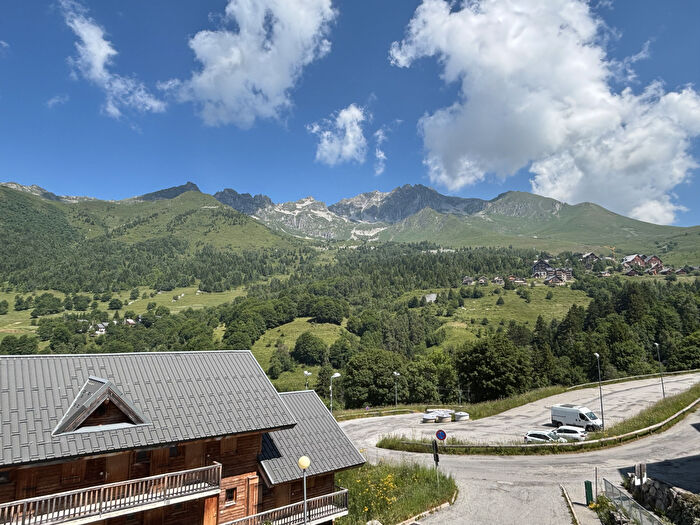 Appartement à vendre - Saint-François-Longchamp - 3 pièces - 2 chambres