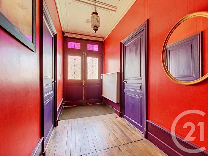 Maison 5 pièces à Rochefort, Centre-ville, à vendre