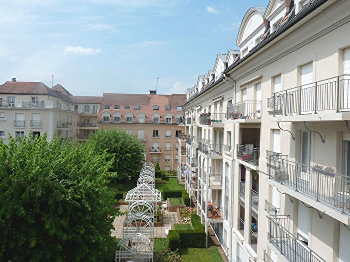 Appartement à louer - Poissy, Centre-ville - 1 pièce