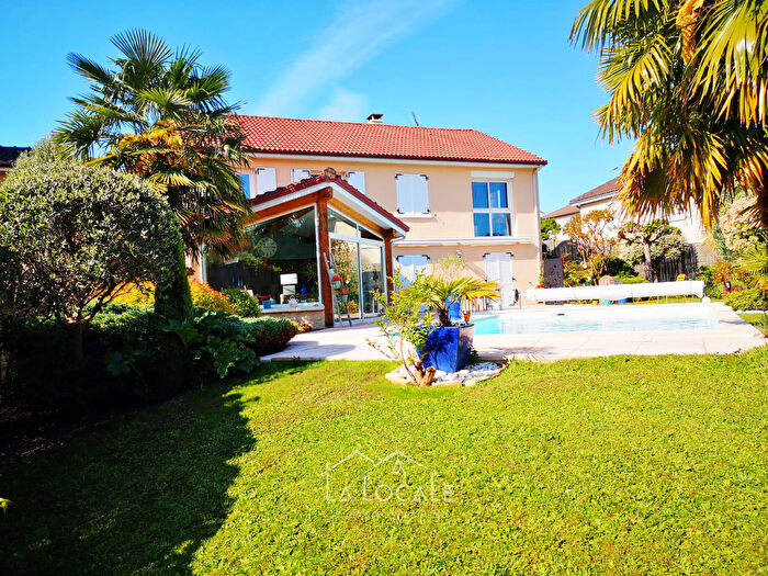 Maison à vendre - Condat-sur-Vienne - 7 pièces - 4 chambres