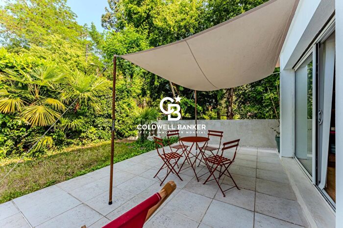 Appartement à vendre - Arcachon, Ville dHiver, Parc Mauresque - 6 pièces - 4 chambres