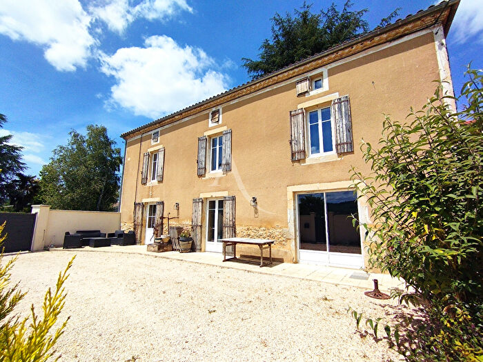 Maison à vendre - Vire-sur-Lot - 5 pièces - 4 chambres