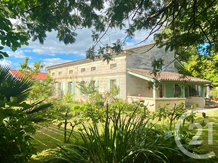 Maison à vendre - Coutras - 7 pièces - 5 chambres