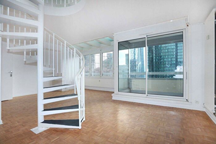 Appartement à louer - Gambetta, Courbevoie - 5 pièces - 4 chambres