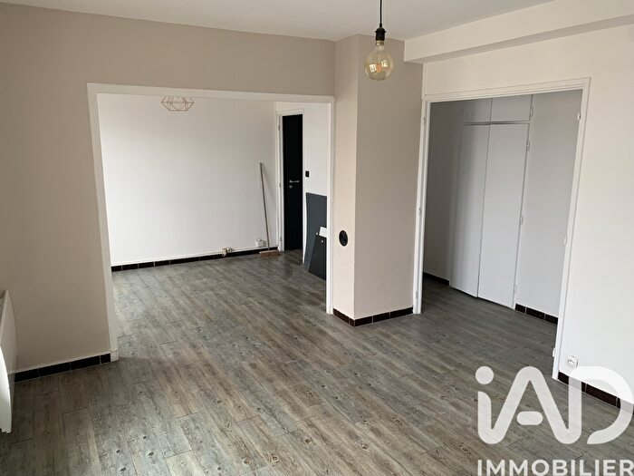 Appartement à louer - Aix-en-Provence, Saint-Donat, Les Platanes - 3 pièces - 2 chambres