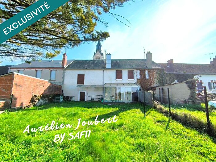 Maison à vendre - Éguzon-Chantôme - 4 pièces - 2 chambres