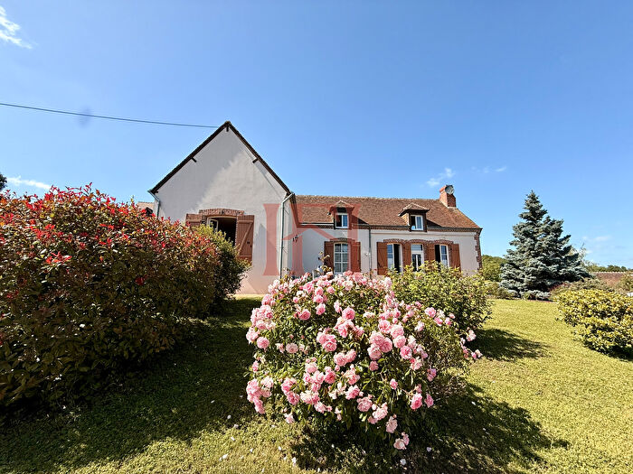 Cloyes-sur-le-Loir : Maison 6 pièces à vendre