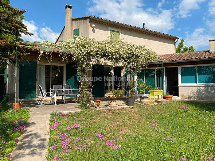 Maison 11 pièces à vendre à Saint-Rémy-de-Provence