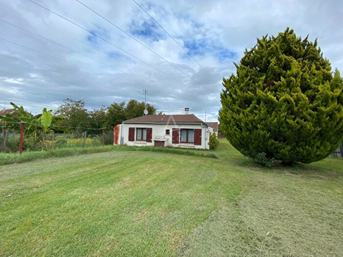 Gien, Centre-ville : Maison 3 pièces à vendre