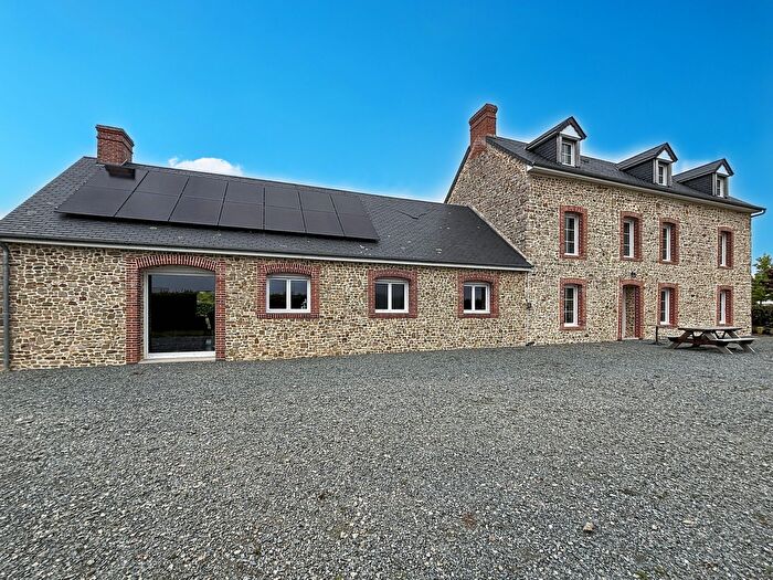 Maison 10 pièces à Lessay, à vendre