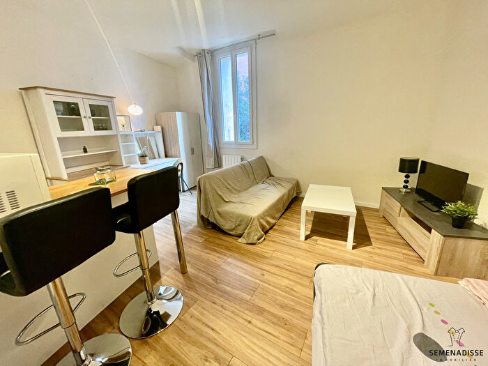 Appartement à louer - Toulouse, Saint-Sernin - 1 pièce