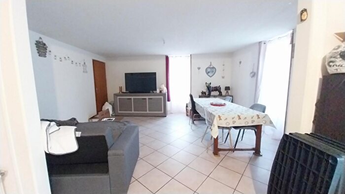 Maison à louer - Béguey - 2 chambres