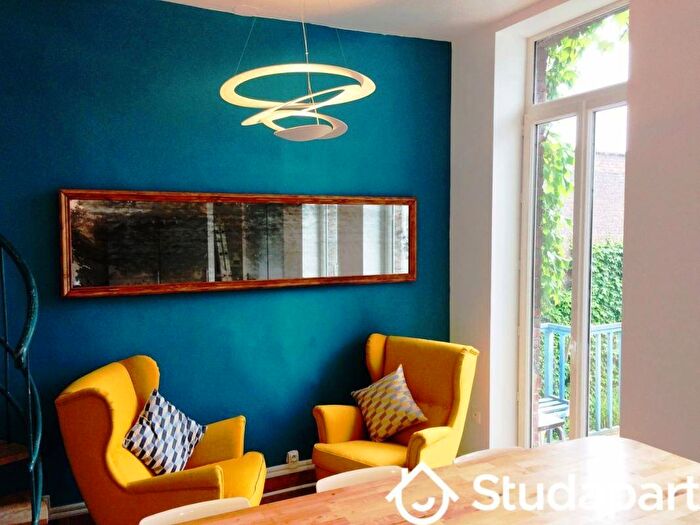 Appartement à louer - Moulins, Lille - 1 pièce - 3 chambres