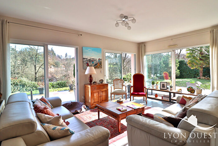 Maison à vendre - Charbonnières-les-Bains - 9 pièces - 8 chambres