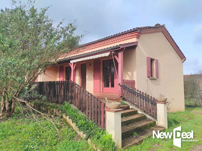 Maison à vendre - Penne-dAgenais - 4 pièces - 2 chambres