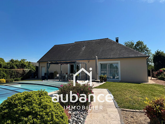 Maison à vendre - Juigné-sur-Loire - 8 pièces - 4 chambres