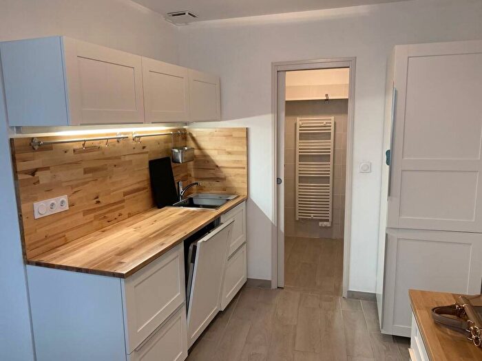 Appartement à louer - Orléans - 2 pièces - 1 chambre